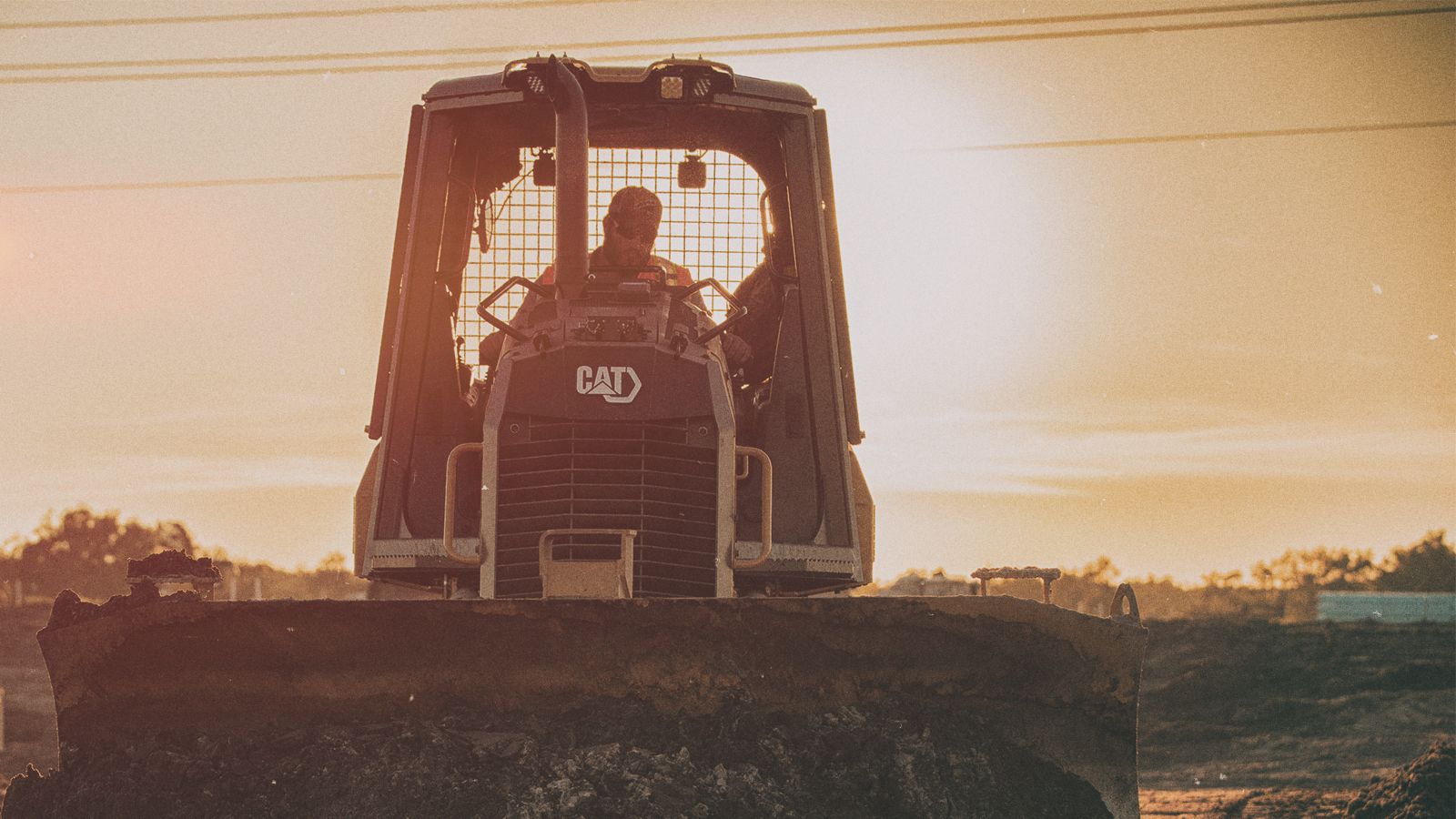 Cat® Small Dozer Choices | Cat | Caterpillar