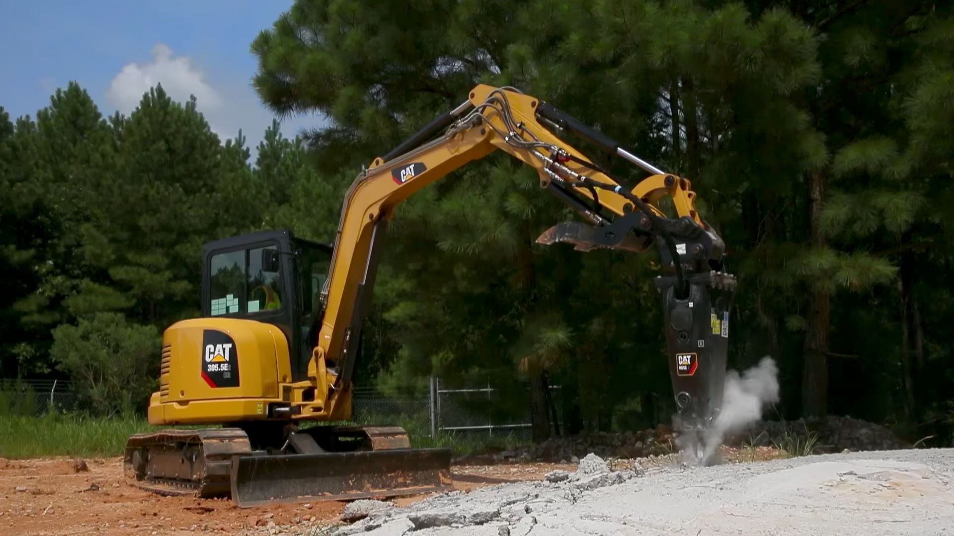 Maintenance Ensures Your Machine Goes the Extra Mile | Cat | Caterpillar