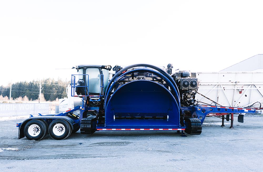 JBS Track-Pack Silage Bagger - Cat® C15 Engine | Cat | Caterpillar