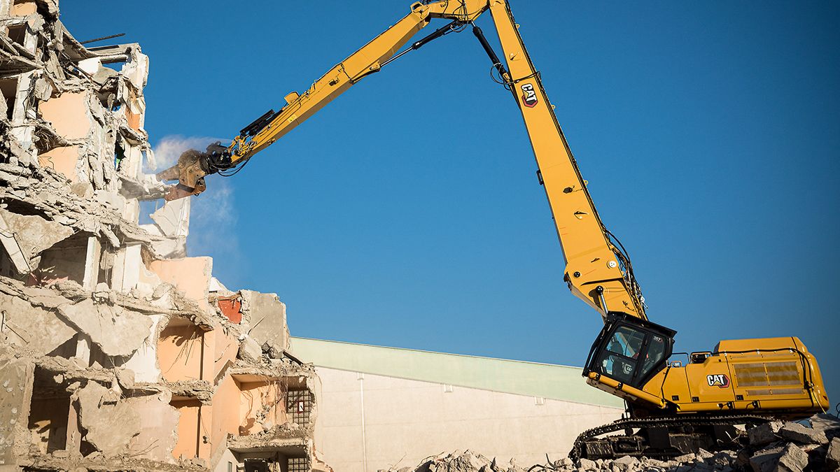 Dealer Leaves Lasting Impression on Demolition Company | Cat | Caterpillar