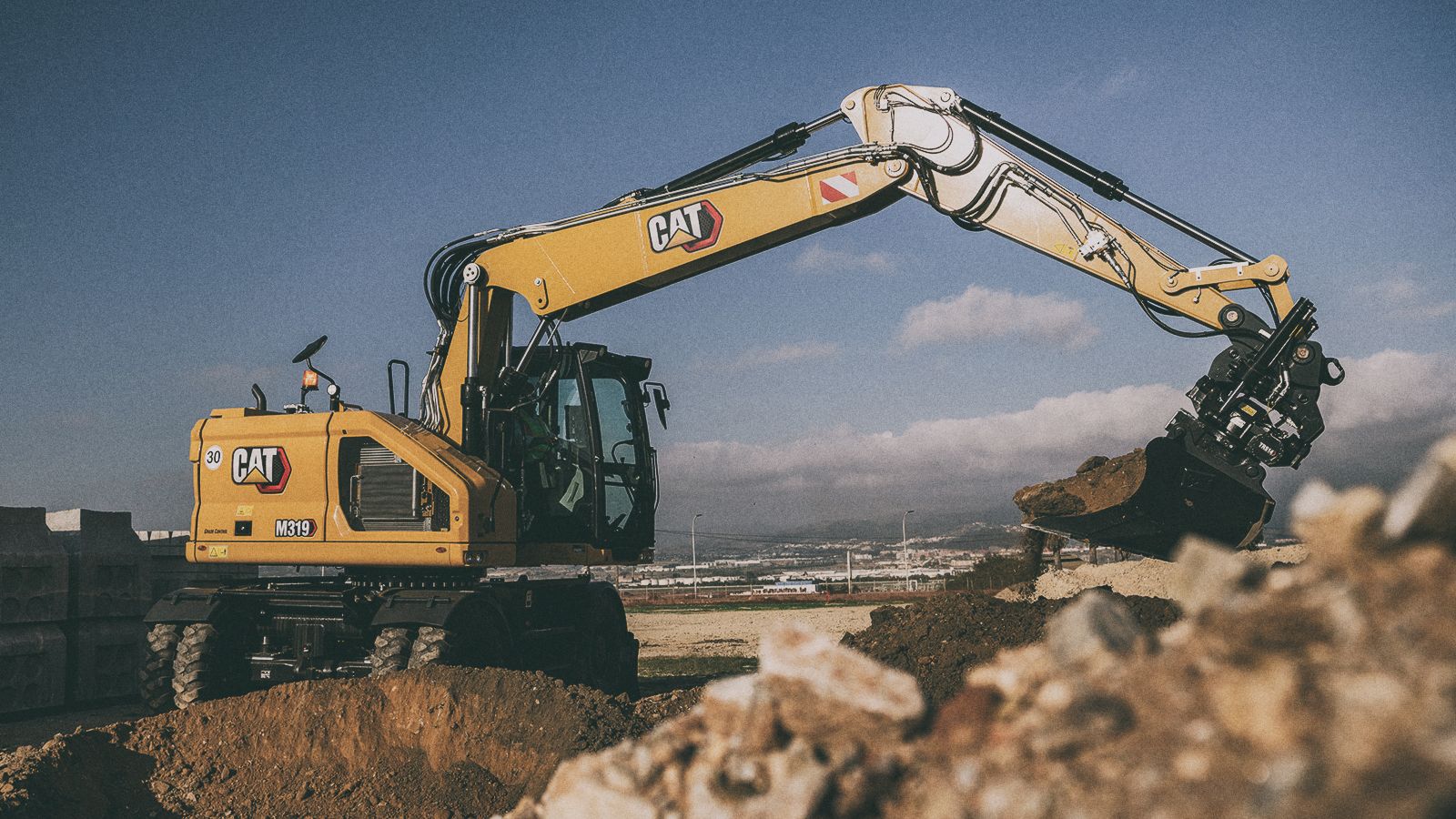 Excavator Choices | Cat | Caterpillar
