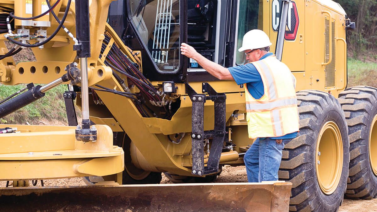 Learn About Motor Grader Safety Features | Cat | Caterpillar