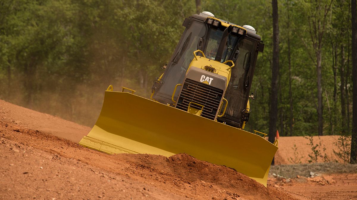 How To Use Slope Assist | Cat | Caterpillar