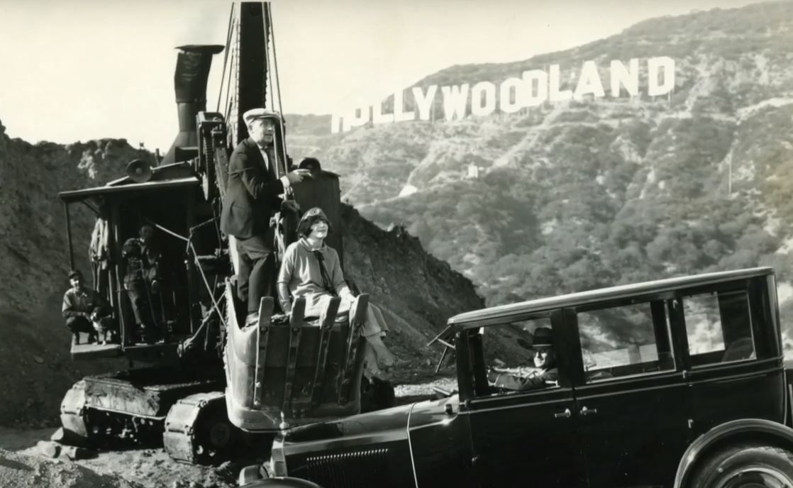 Caterpillar | Diggin’ Into History – The Great Tractor Race