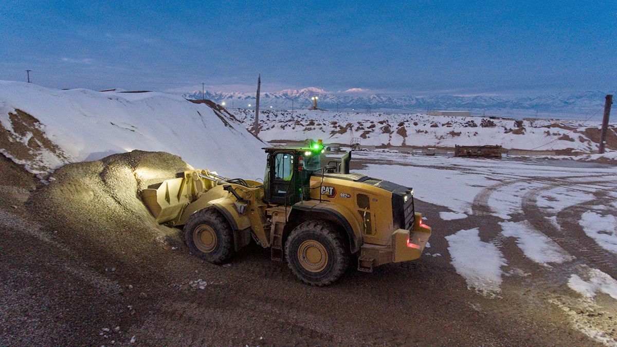 Next Gen Cat® Medium Wheel Loader Optional Equipment | Cat | Caterpillar