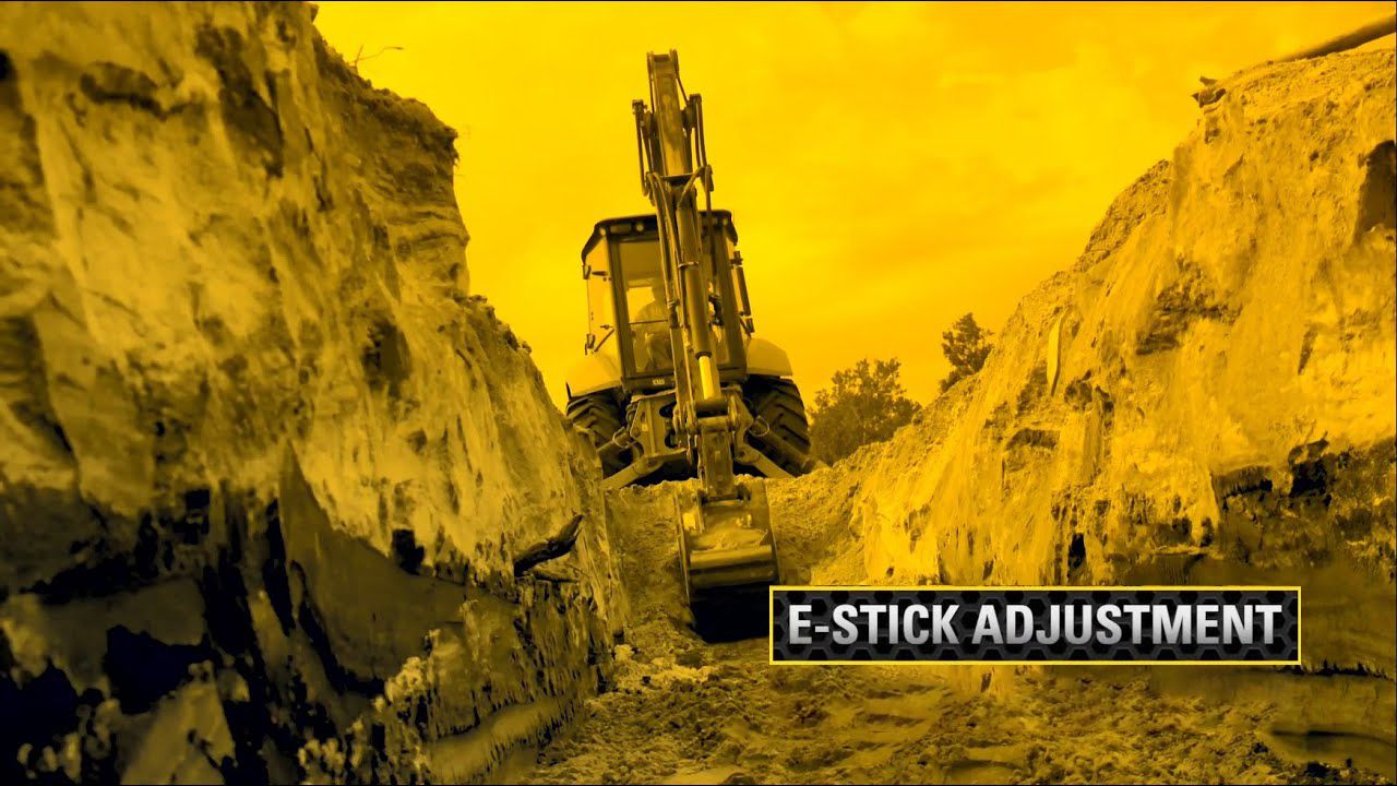 Cat® Backhoe Loader: Extendable Stick Maintenance | Cat | Caterpillar