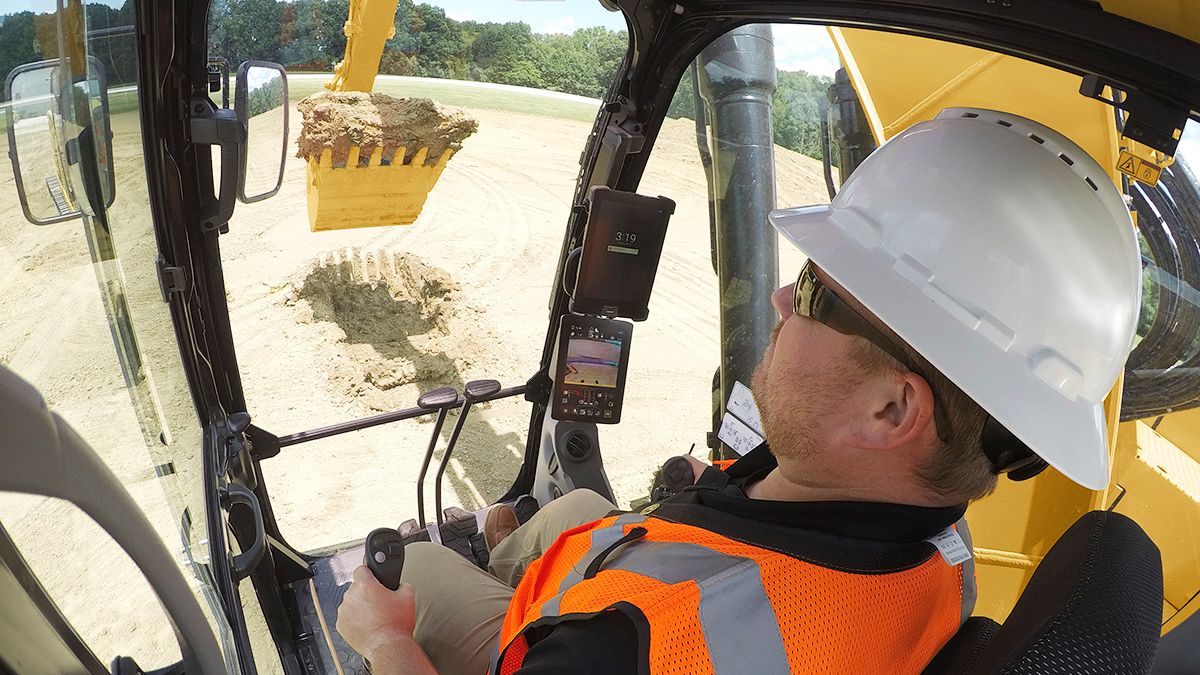 Set Up Your Excavator Operator Profile | Cat | Caterpillar