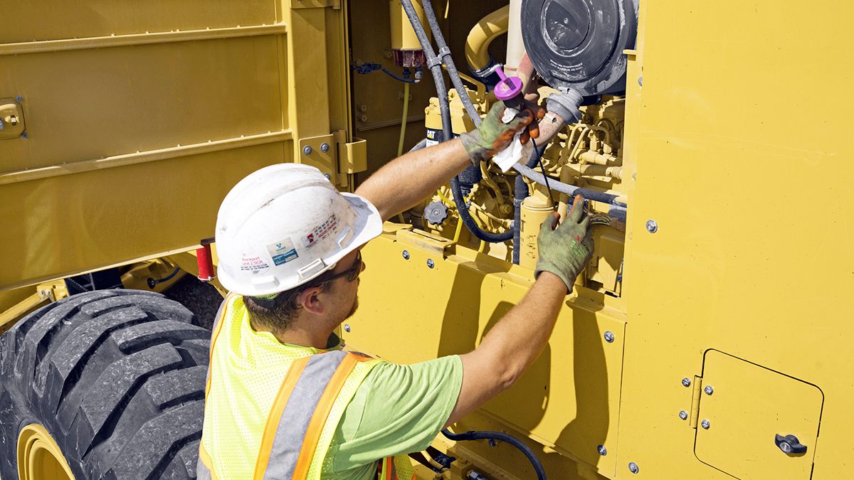 GC Motor Grader Maintenance | Cat | Caterpillar