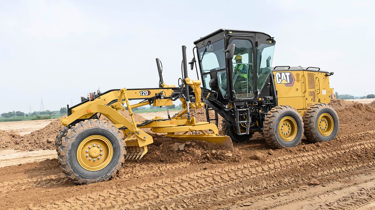 More 120 Motor Grader Monitor Features | Cat | Caterpillar