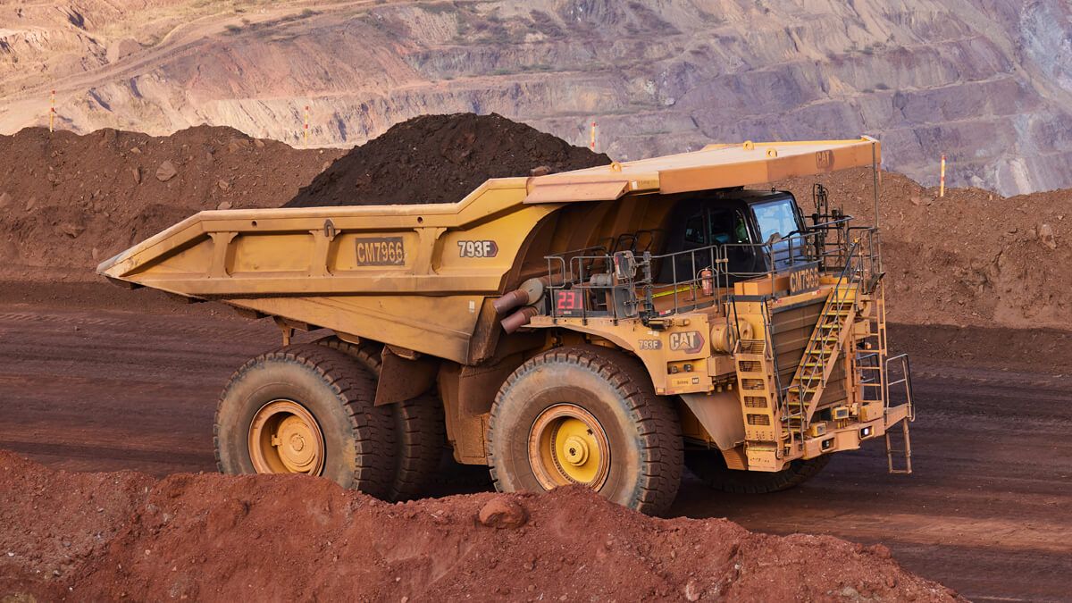 How A Cat® Powertrain Guarantee CVA Helps You Work | Cat | Caterpillar