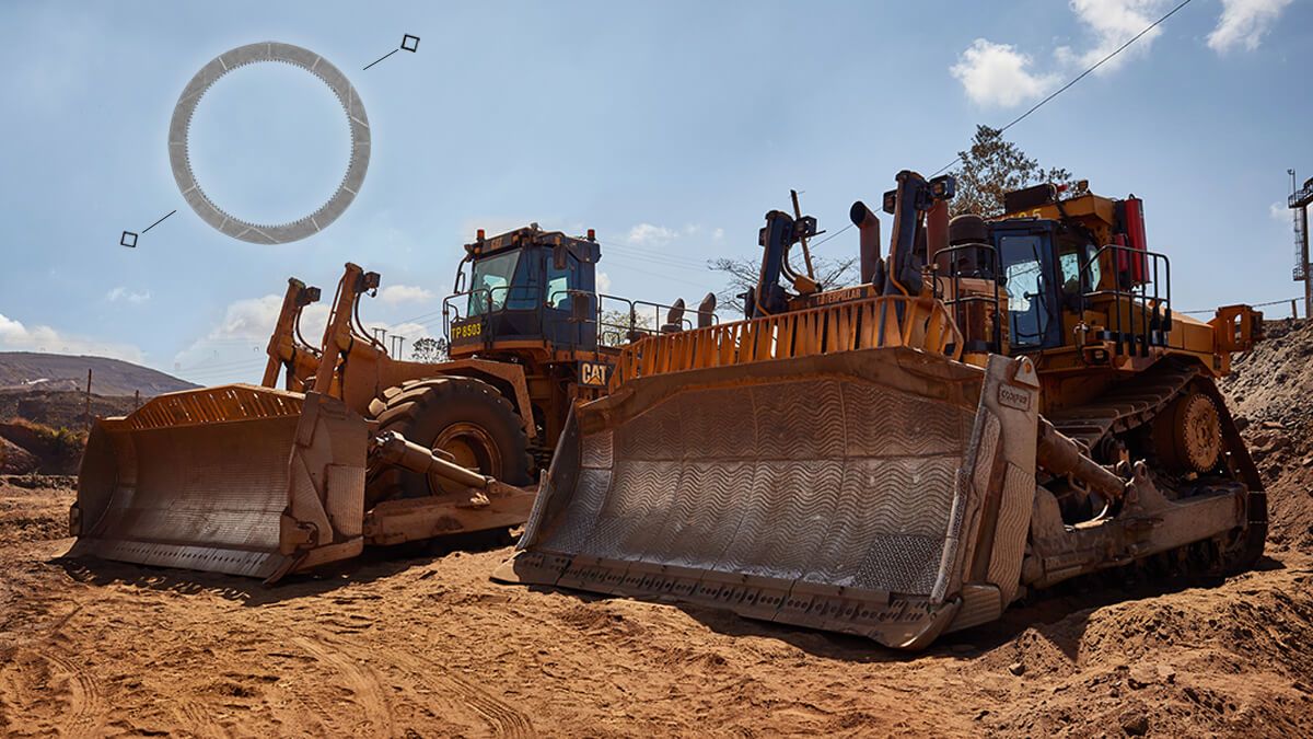 Drivetrain Friction Material Protects Your Equipment | Cat | Caterpillar