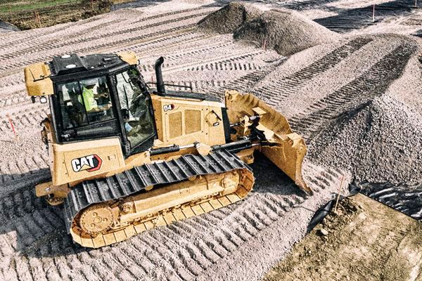 Top Tips for Choosing the Right Dozer | Cat | Caterpillar