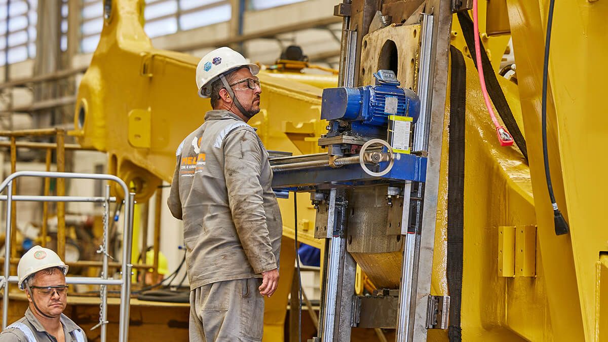 What Sets Cat® Certified Rebuilds Apart | Cat | Caterpillar