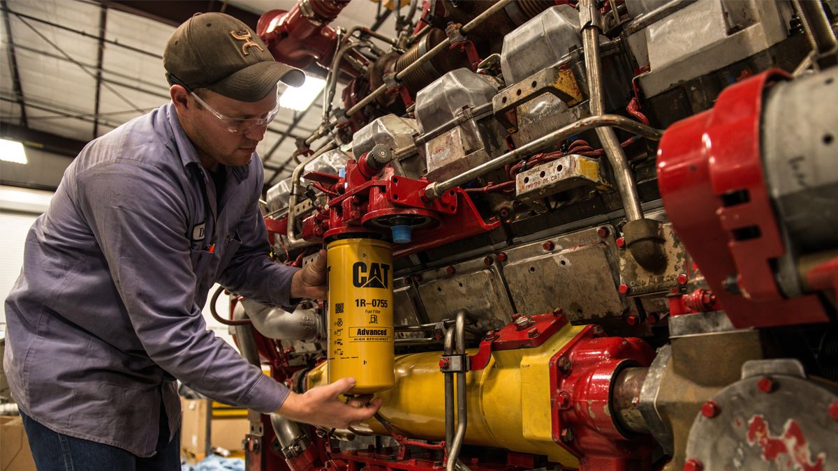 Cat® Dealer Rebuild | Cat | Caterpillar