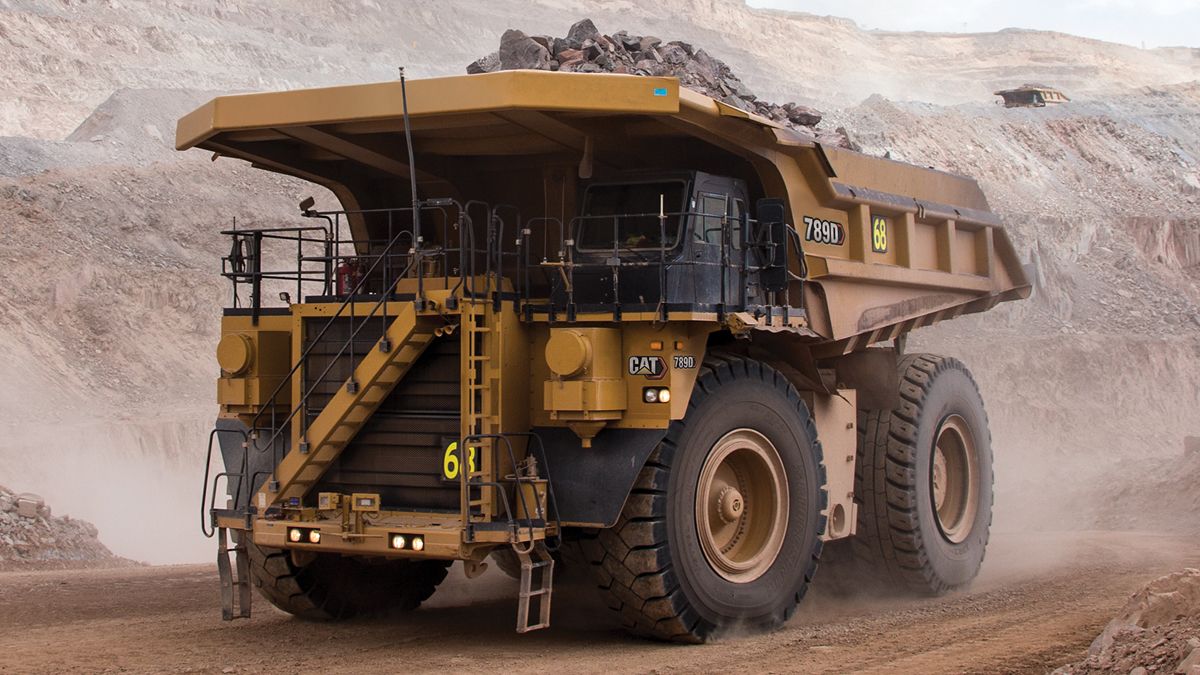Cat® Mining Powertrain Rebuild | Cat | Caterpillar