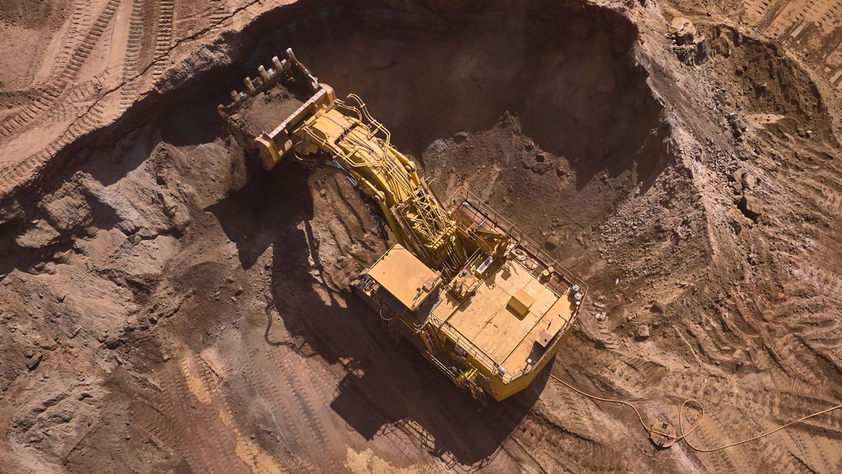 Cat® Cylinders and Rods Customer Value Agreement (CVA) for Mining | Cat ...