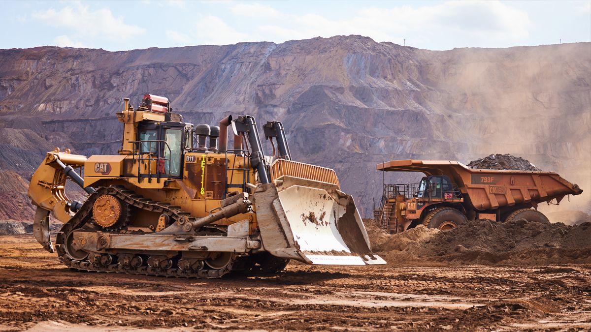 Cat® Reman Parts for Mining Equipment | Cat | Caterpillar