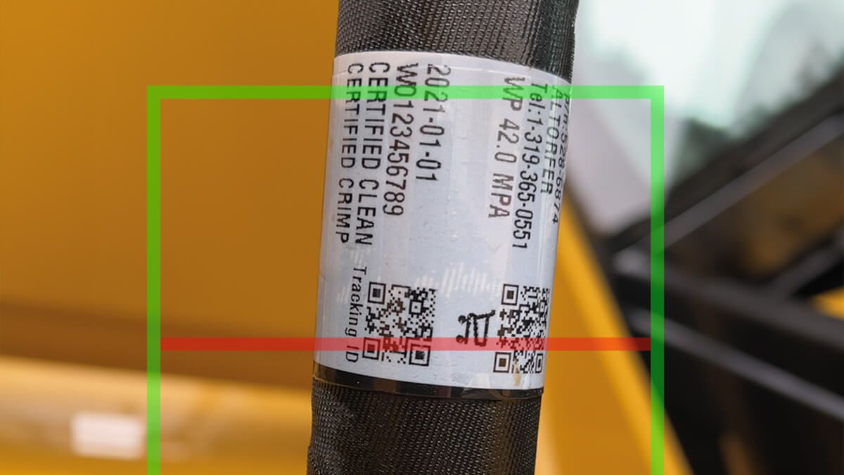 Get Ahead of Hydraulic Hose and Couplings Failure | Cat | Caterpillar