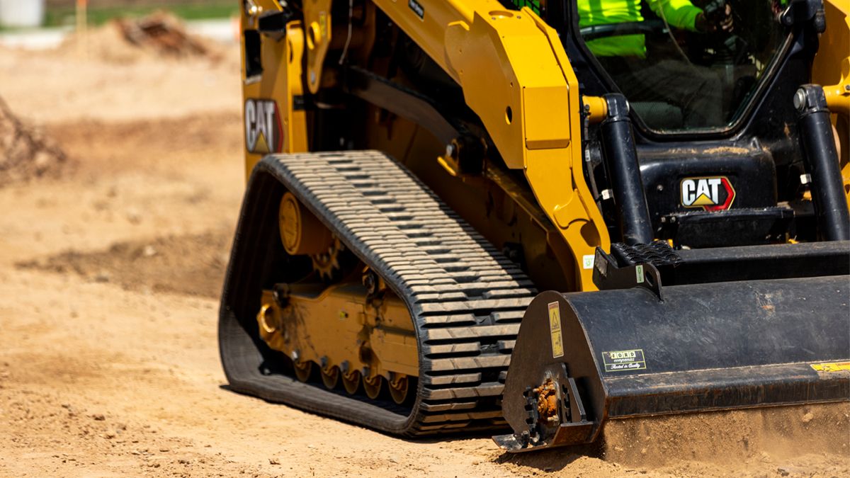 Cat® Compact Track Loader Rubber Track Installation | Cat | Caterpillar