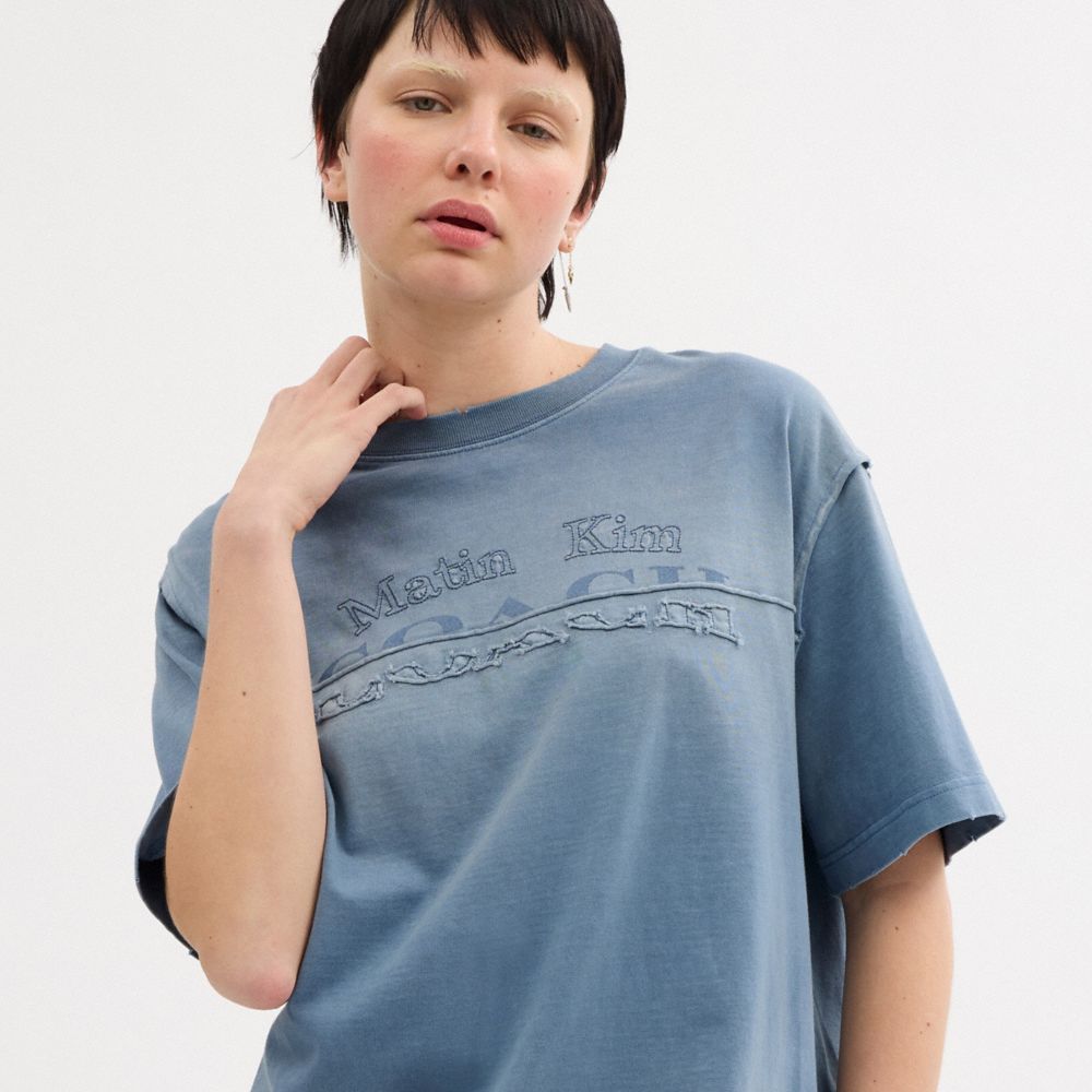 코치 공식 온라인 스토어 - 코치 마뗑킴 라지 핏 티셔츠 CBR98 Y8C