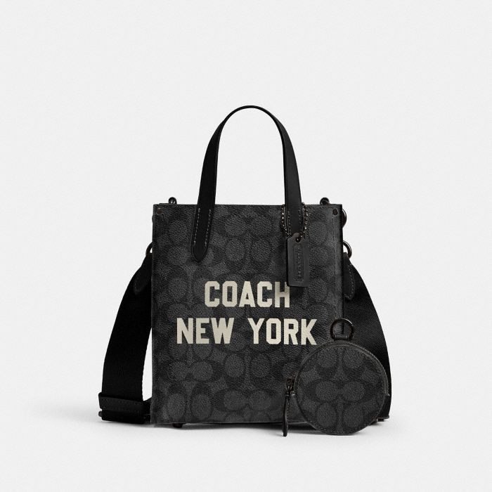 RELAY 17 經典 SIGNATURE 帆布與 COACH 圖樣托特手袋 | COACH 官方網站 Official page