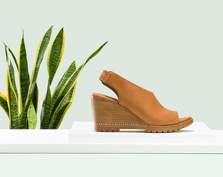 Luxury Boots & Shoes - Bottes de luxe | SOREL Canada