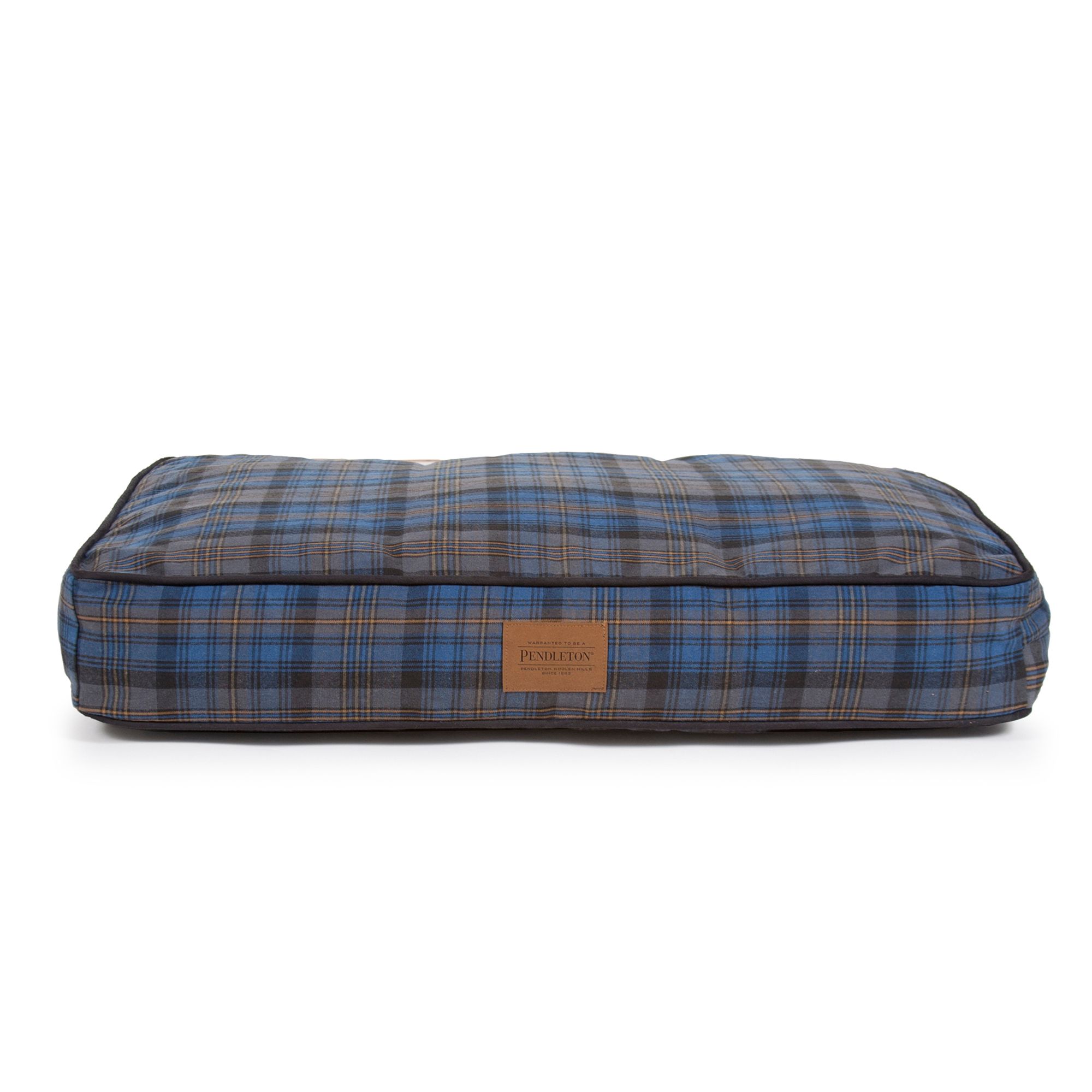 Pendleton Crescent Lake Plaid Napper Dog Bed | dog Pillow Beds | PetSmart