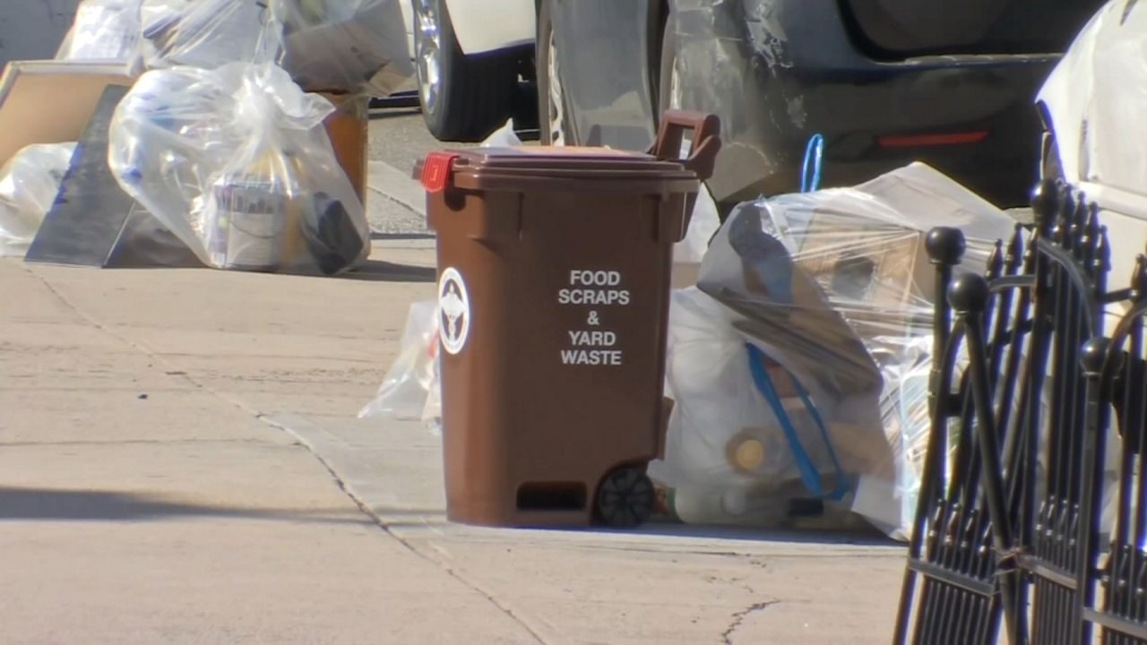 City's curbside composting program expands to Brooklyn