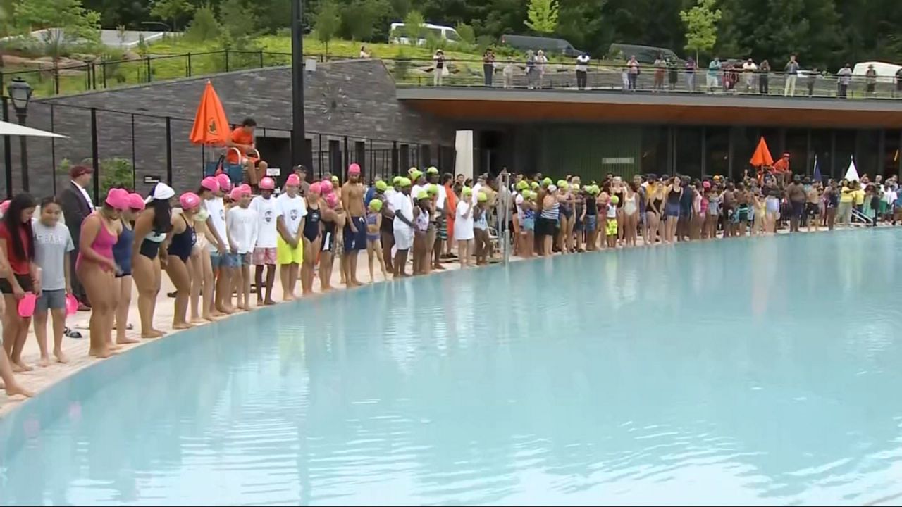 City previews outdoor pool season at new Gottesman Pool