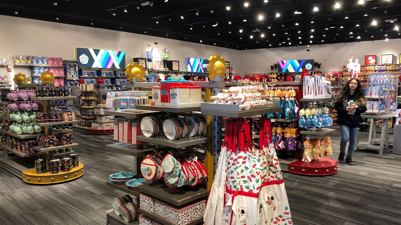 Mouse Gear Moves to Temporary Location at Epcot