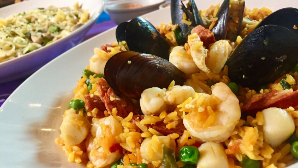 chefs kitchen bahama breeze seafood paella