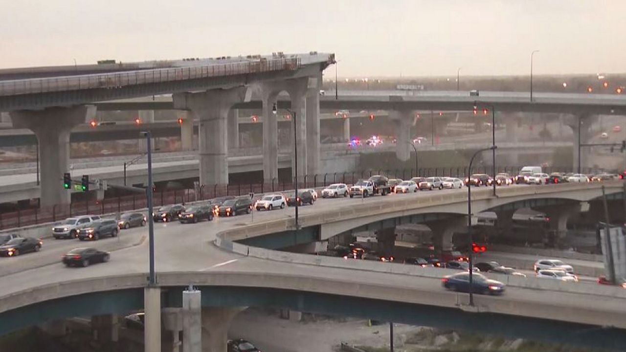 FDOT: Wood Spotted in Roadway Prompted SR 408 Closure