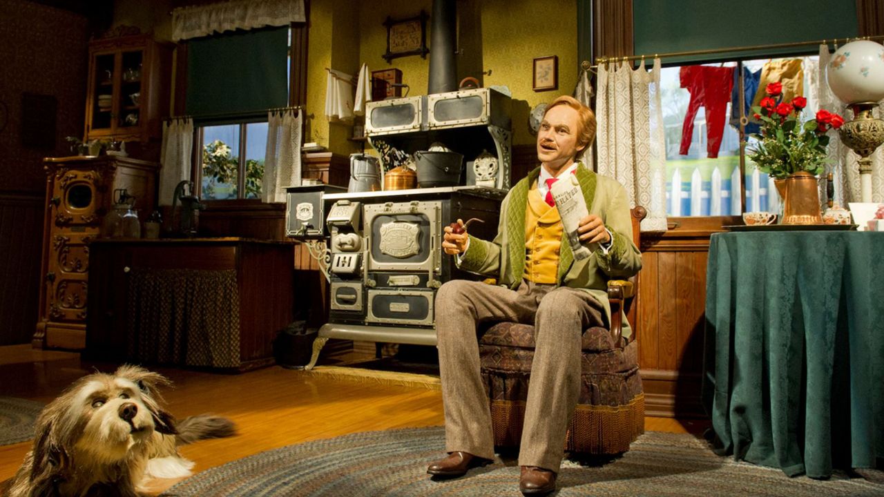 Disney Animatronic Loses Hand on Carousel of Progress