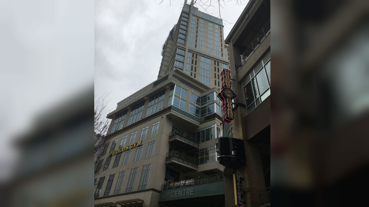 Uptown hotels provide upscale nightlife