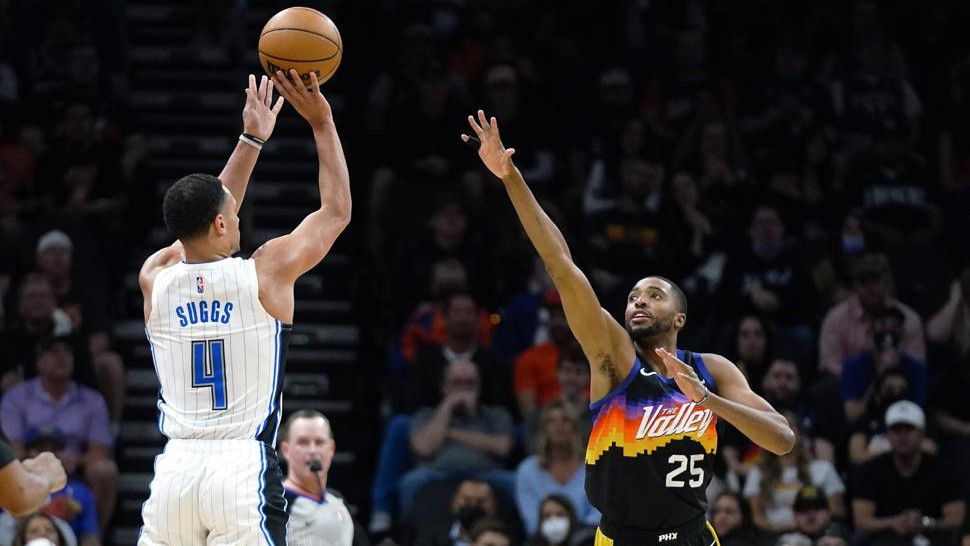 Devin Booker leads Phoenix Suns past Orlando Magic