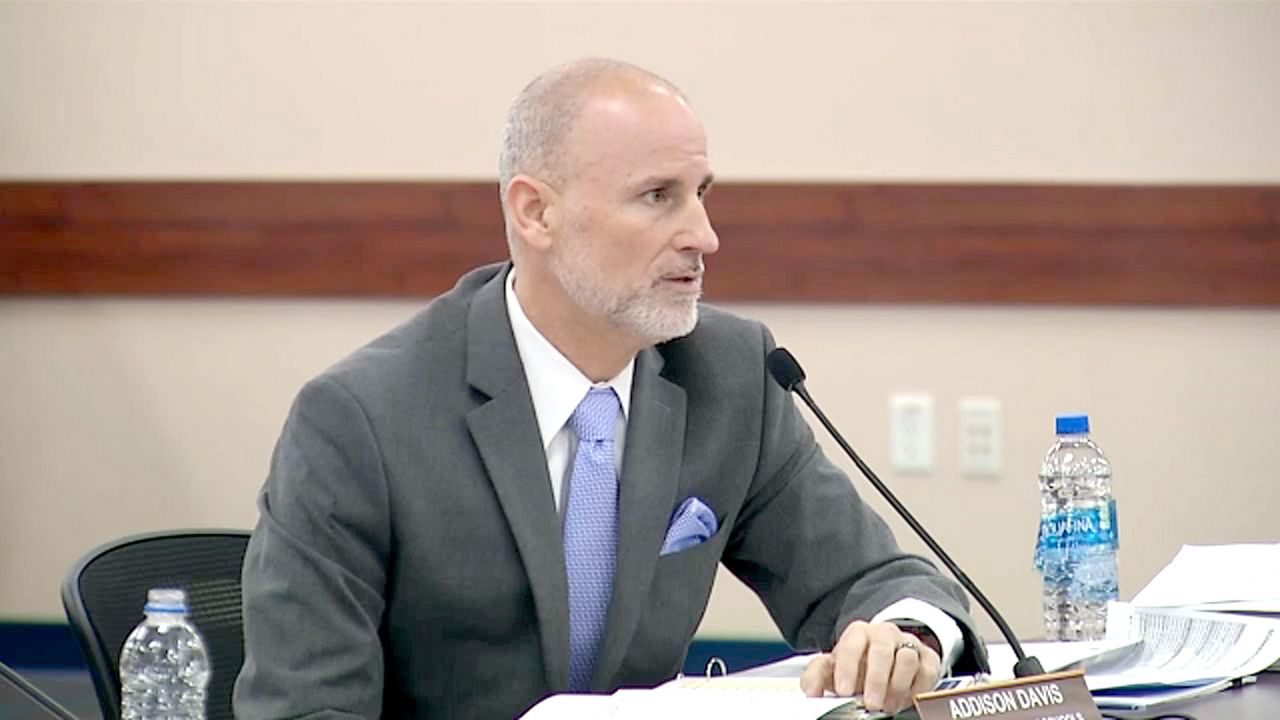 Superintendent introduces revamped boundary proposal