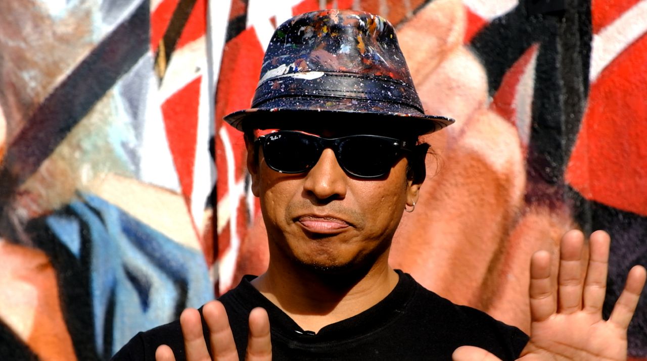 Eddie Van Halen Mural Brings Fans to Hollywood