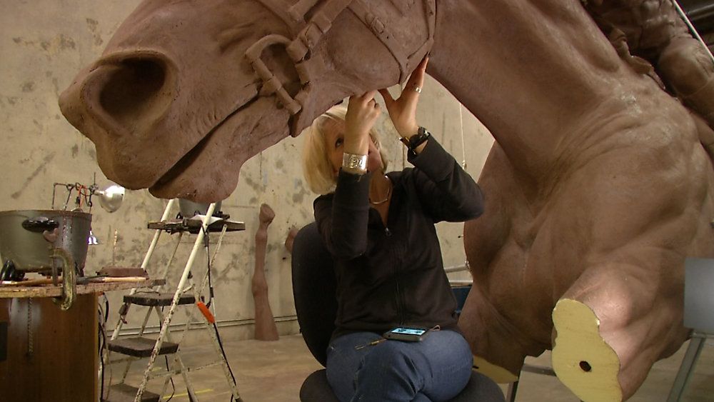 World-renowned sculptor brings bronze Secretariat to Derby