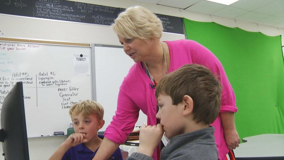 A+ Teacher: Tapping Into Students' Creativity by Forming Bonds