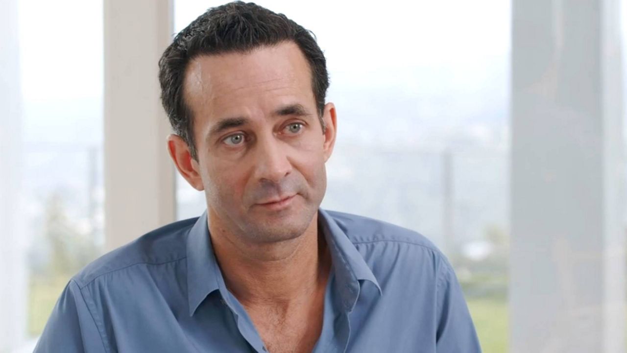 Top Beverly Hills plastic surgeon shares redemption story