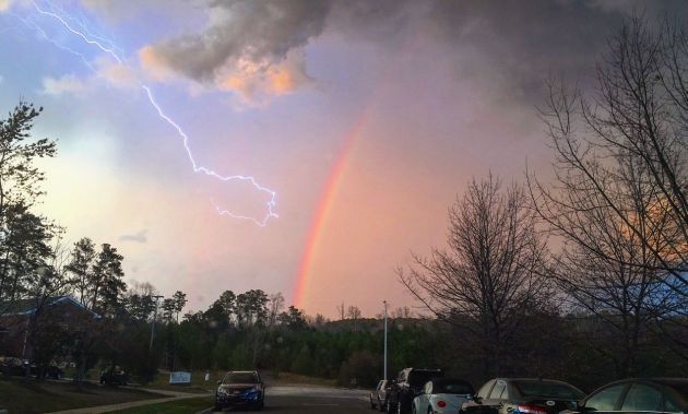 Impressive Weather Photos from the Weekend