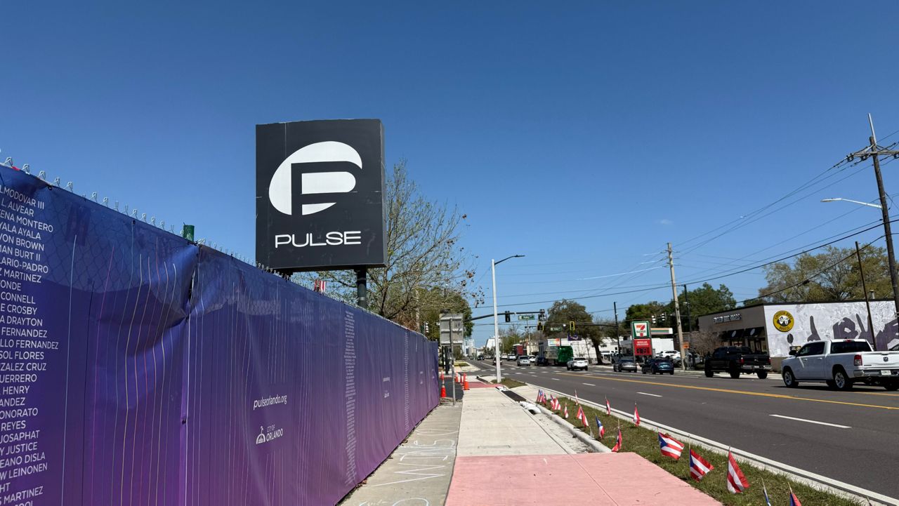 Crews begin removing Pulse nightclub sign in Orlando
