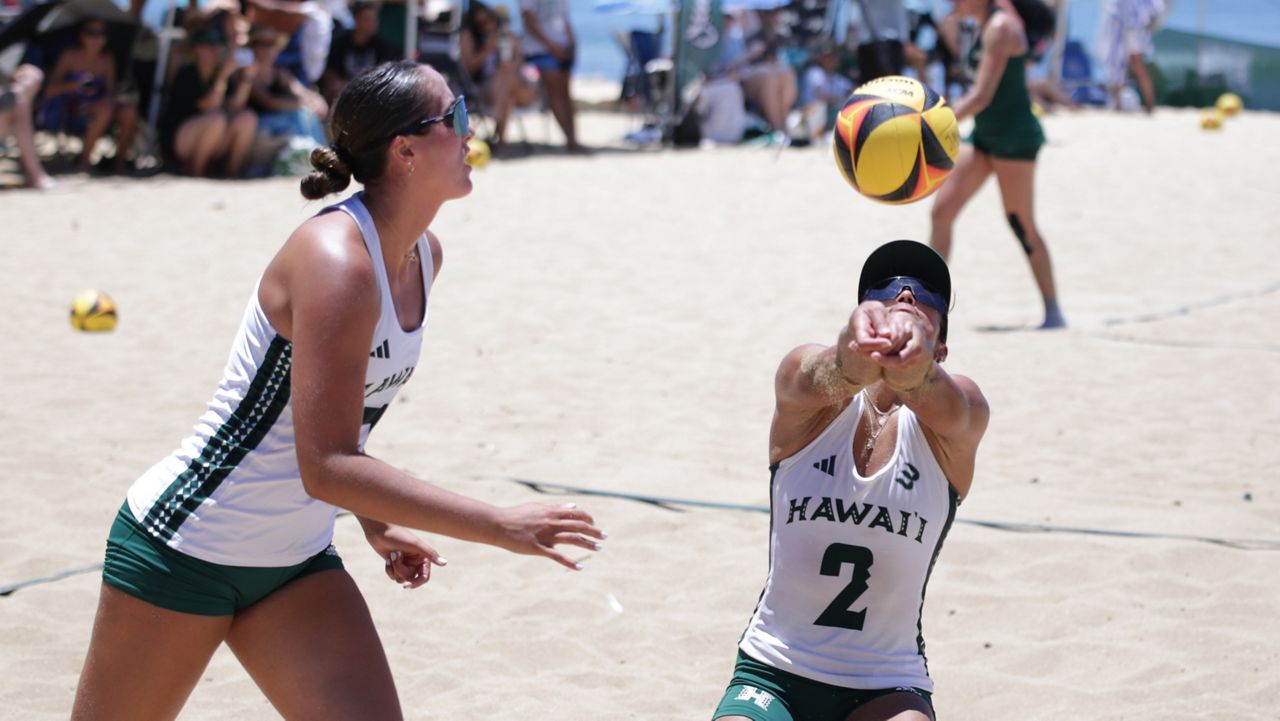 Hawaii beach volleyball tops Cal Poly in Big West semifinals