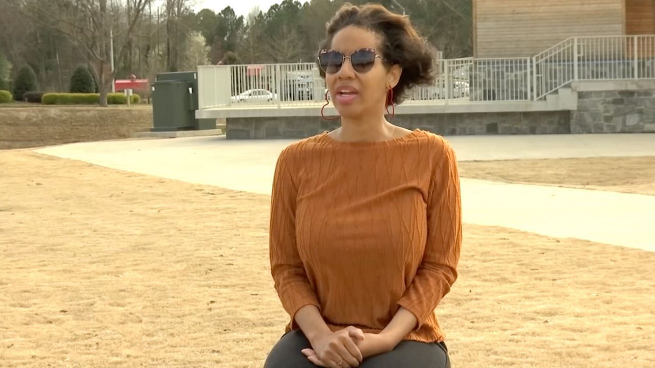 N.C. Woman Teaches Blind People to Use Computers