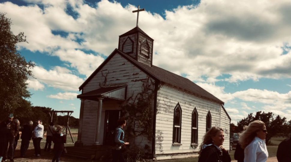 Willie Nelson Holds Intimate Album Release Gathering