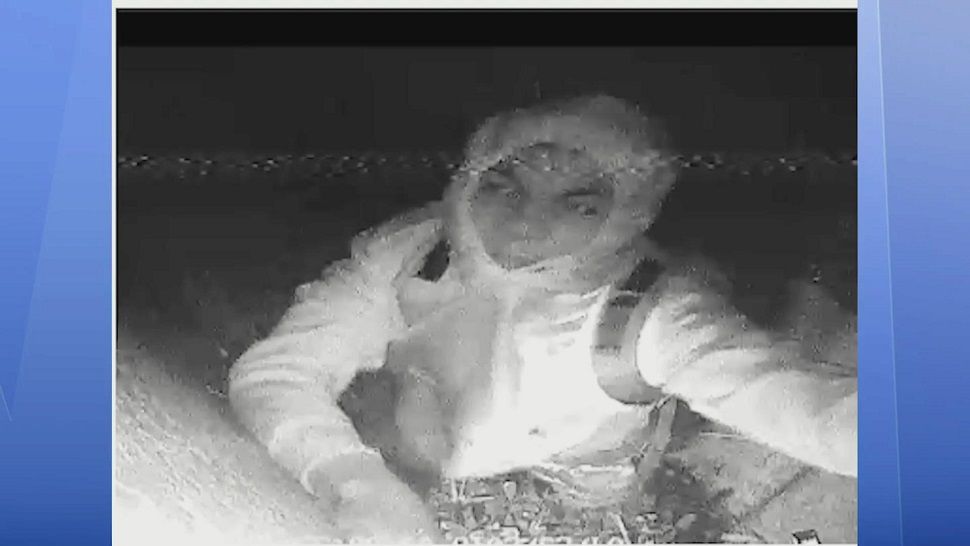 Deputies searching for car burglary suspects who are disabling security ...