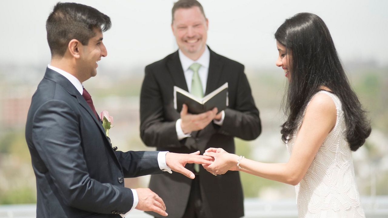Physicians Get Married on Cleveland Clinic Rooftop