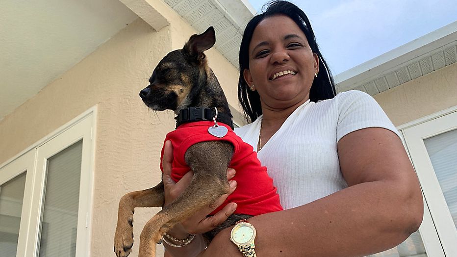 Dog reunited in Tampa with owner who fled Cuba