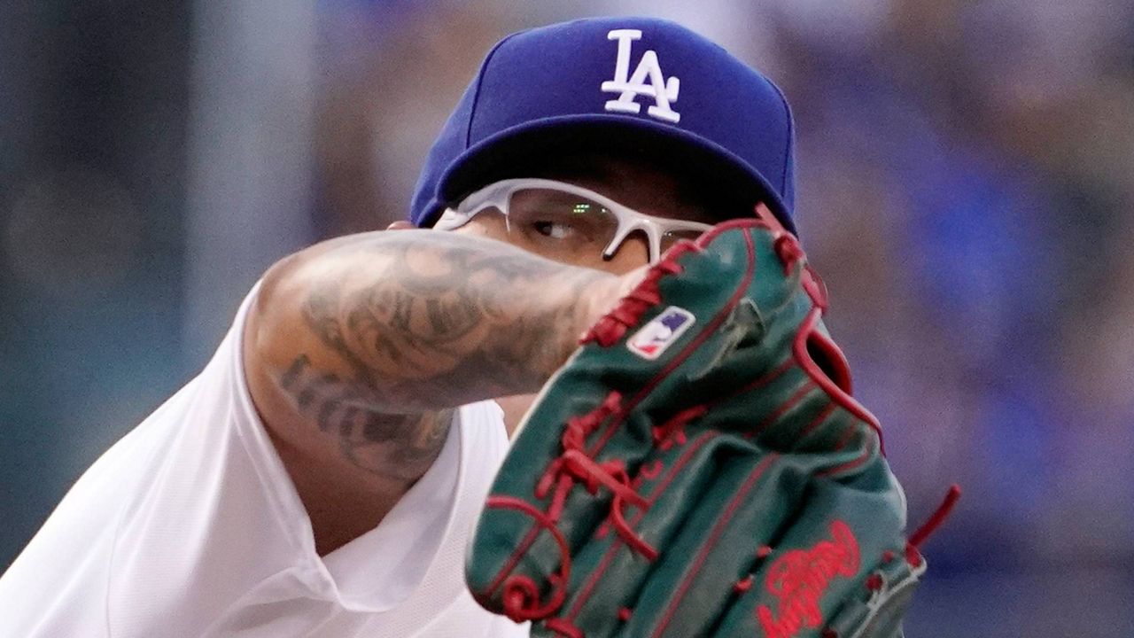 Pirates edge NL West-leading Dodgers 5-3 for 2nd series win