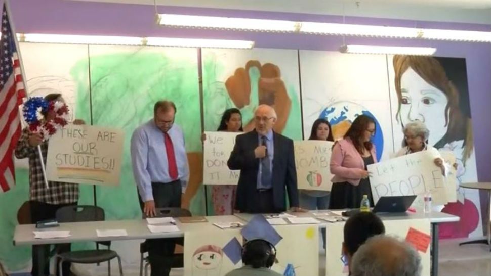 Group protests 'Mexican-American studies' name change